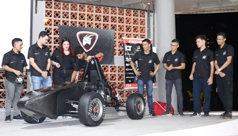 Projeto Fórmula UFPB apresenta protótipo de veículo que competirá no Fórmula SAE Brasil ...